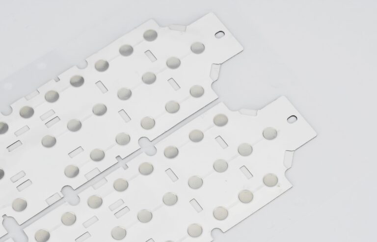 Metal dome array for membrane switch, Metal dome switch