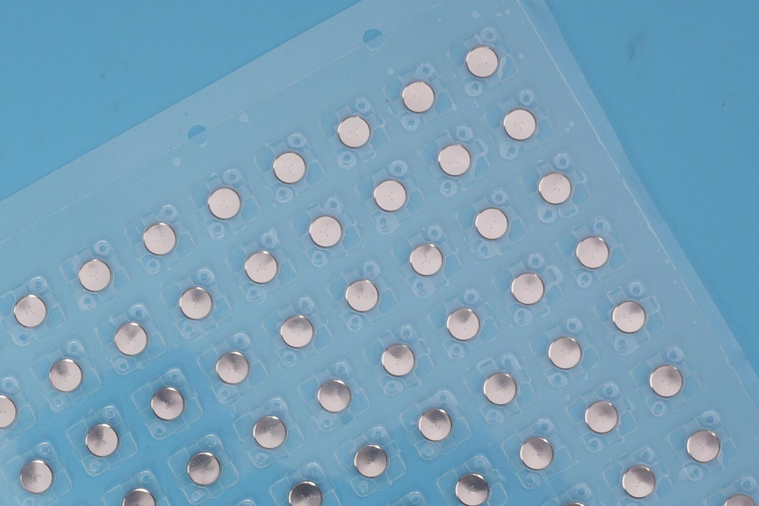 What is a stainless steel metal dome array?